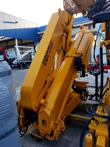 G193 – GRU COPMA 1930/3S+JIB/2S – G374 – www.italcamion.net