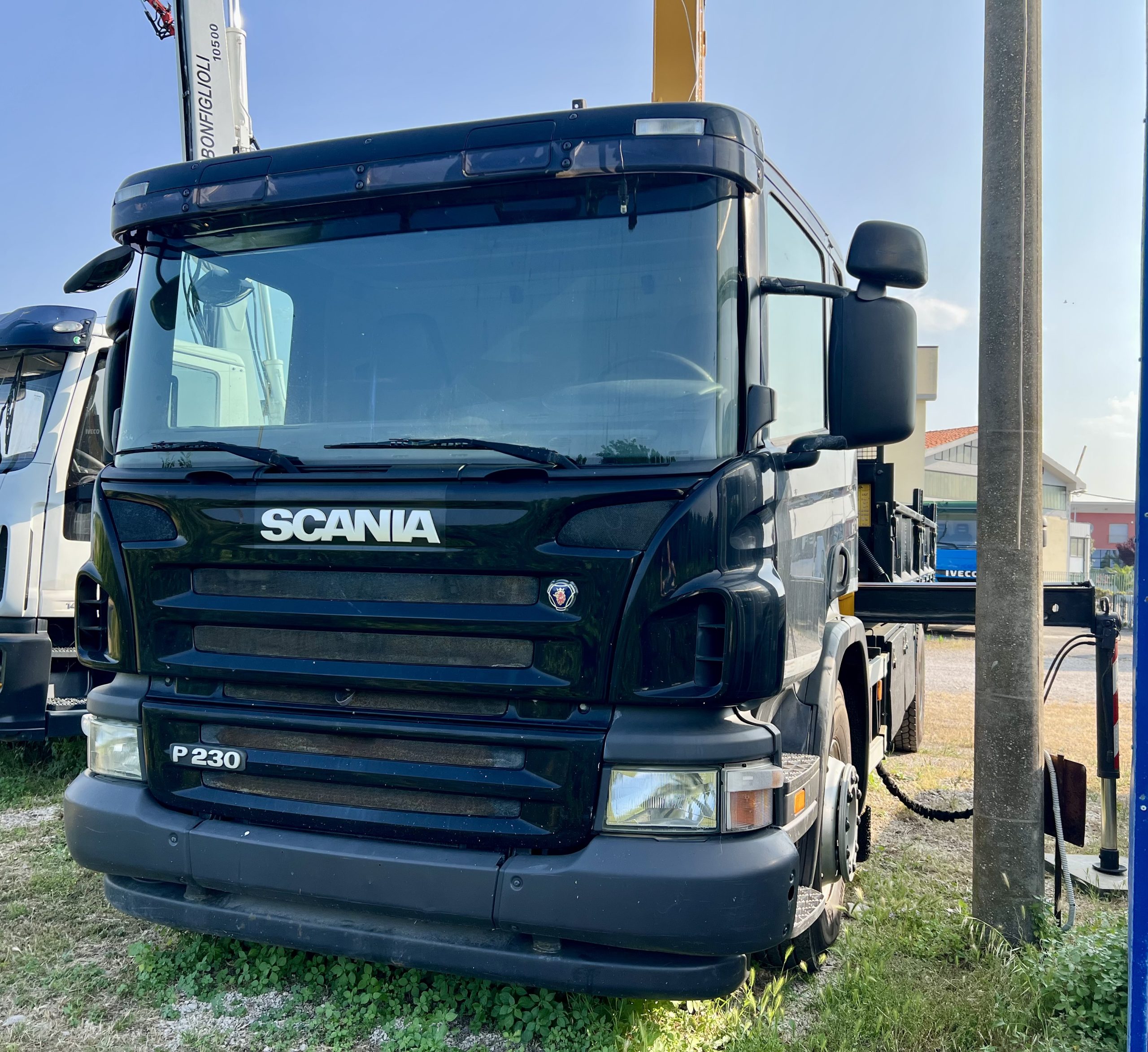 SCANIA P230 CASS. RIB.LE + EFFER 115/3S+JIB/3S – COD. 2340 – www ...